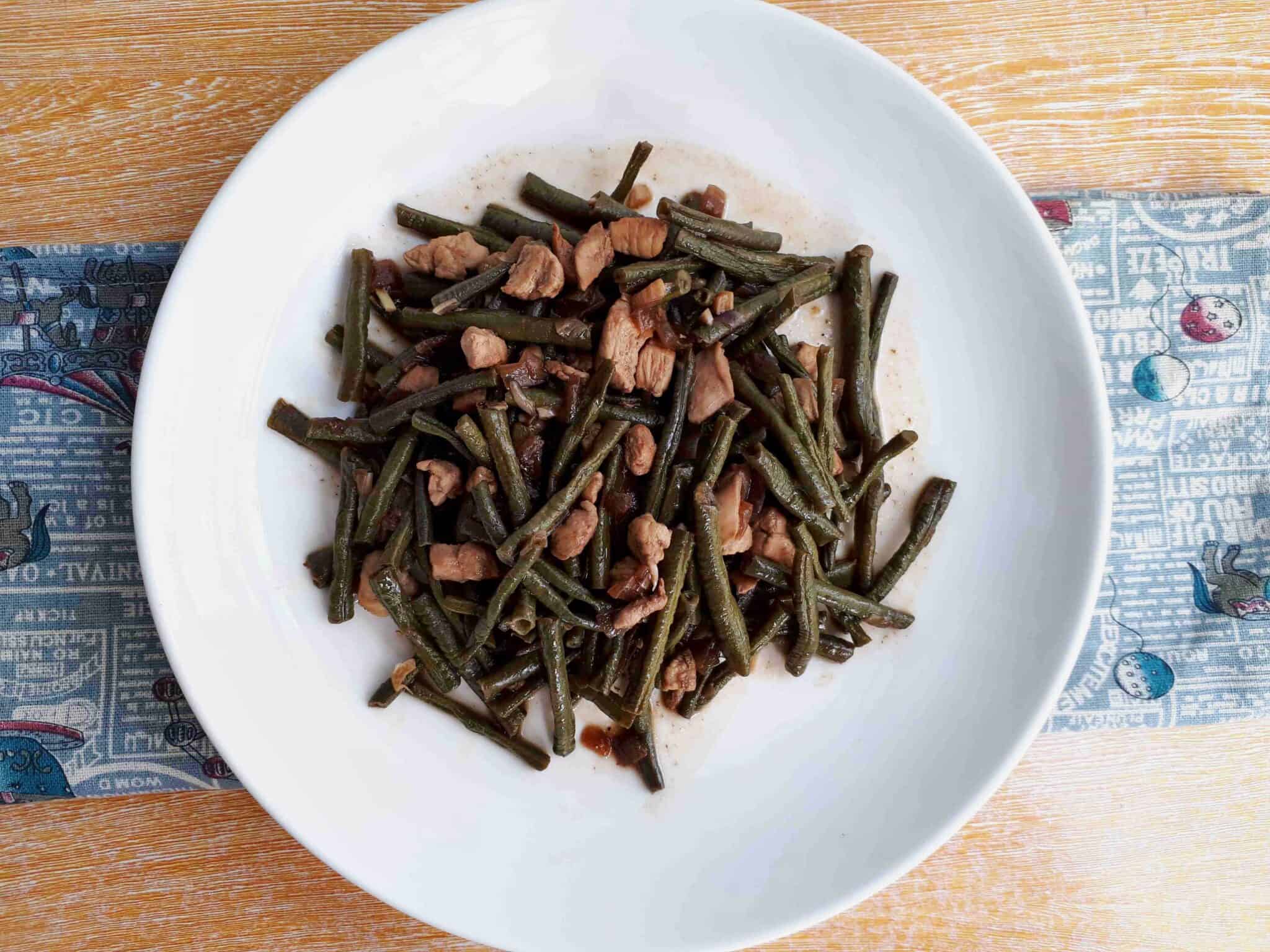 Adobong Sitaw Recipe (Filipino Long Beans) - The Odehlicious