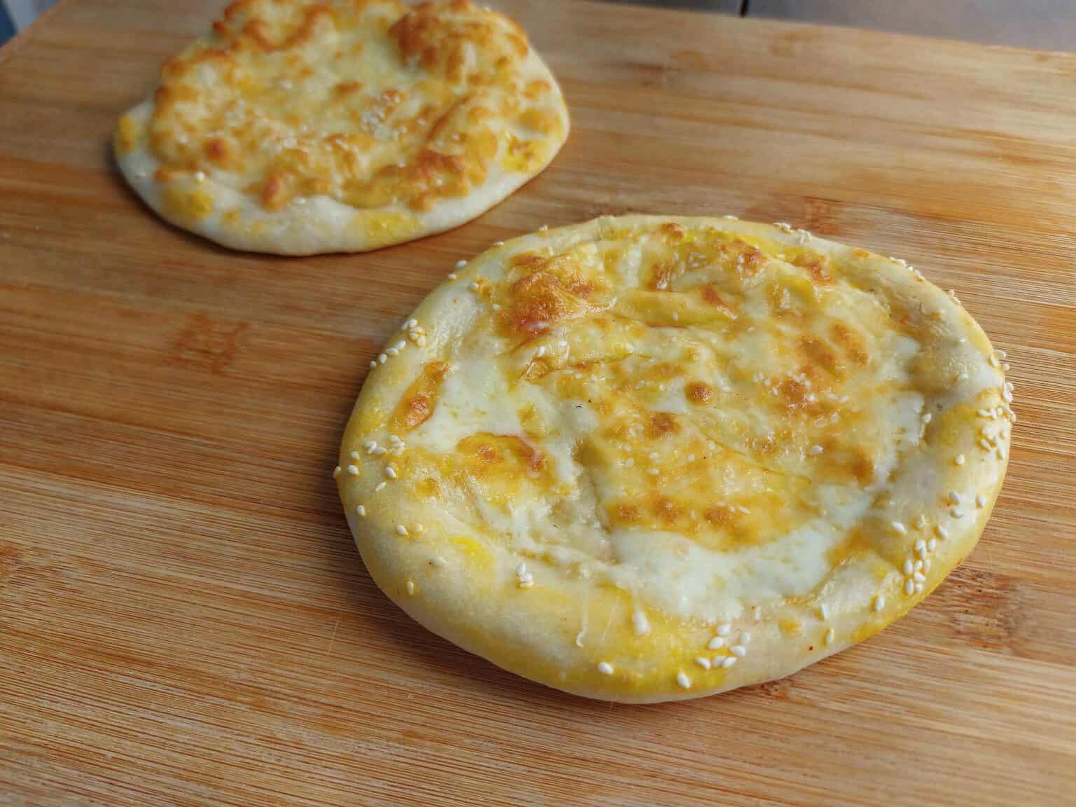 Cheese Manakish Recipe - The Odehlicious