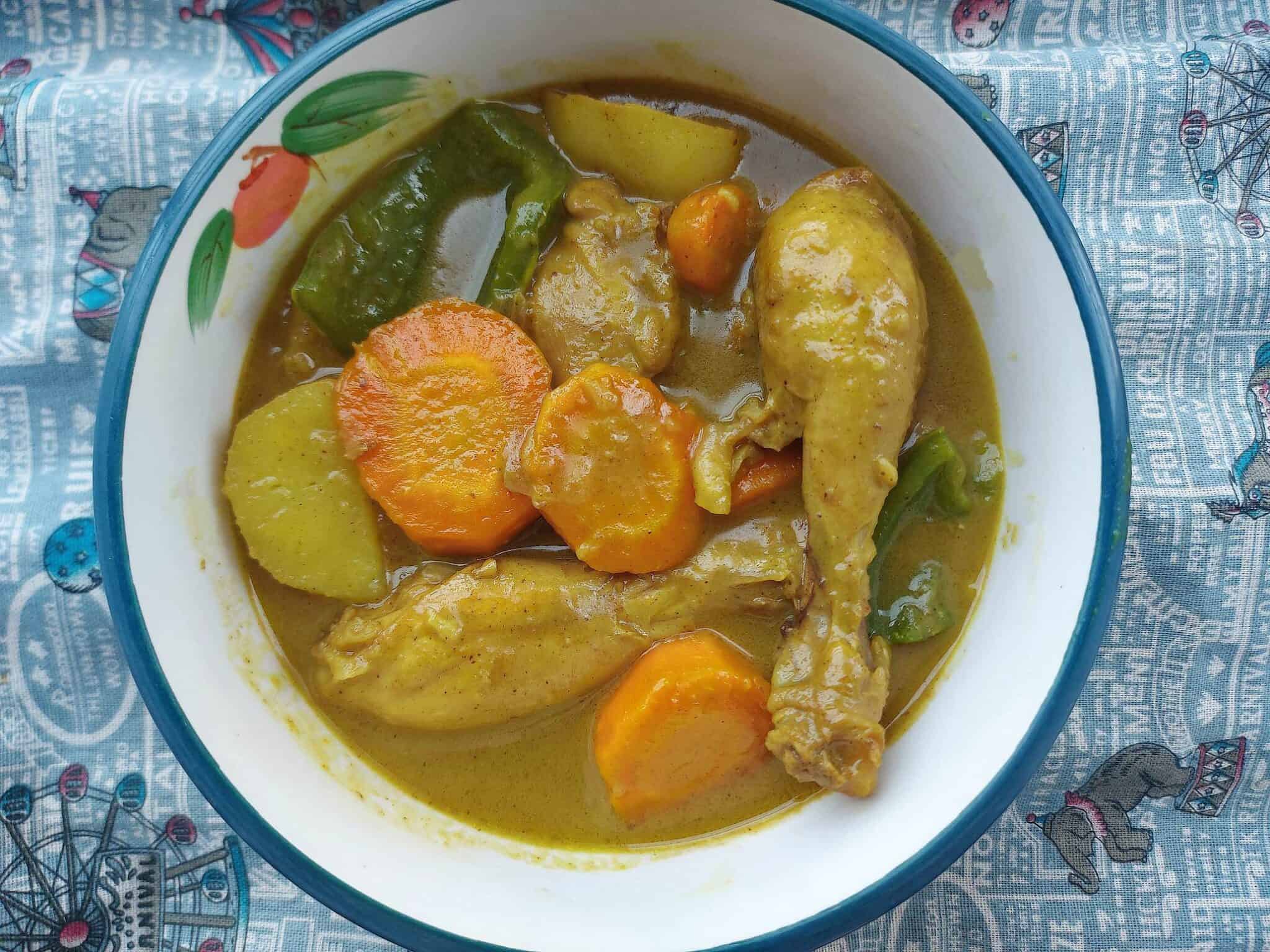 Filipino Chicken Curry Recipe - The Odehlicious