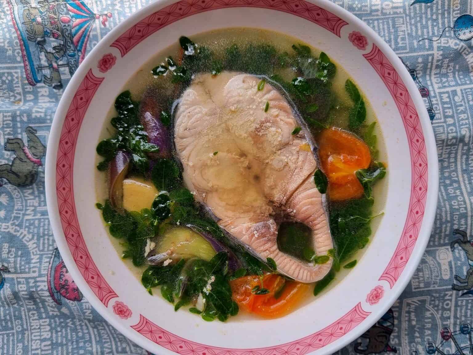 Fish Tinola Recipe (Tinolang Isda) - The Odehlicious