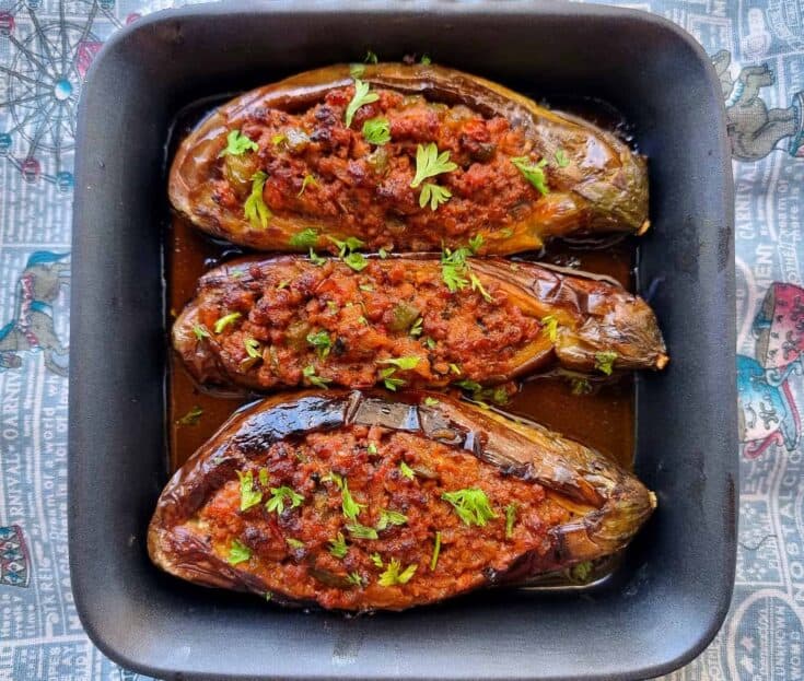Turkish Stuffed Eggplants (Karniyarik) - The Odehlicious