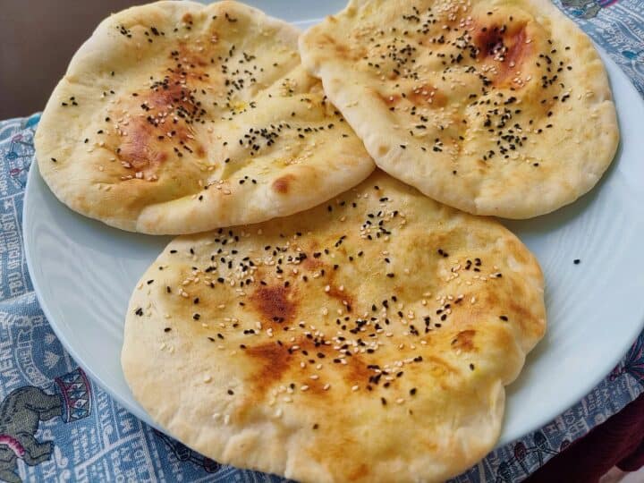 Emirati Khameer Bread - The Odehlicious