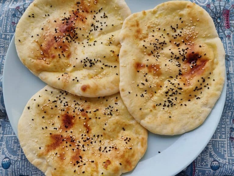 Emirati Khameer Bread - The Odehlicious